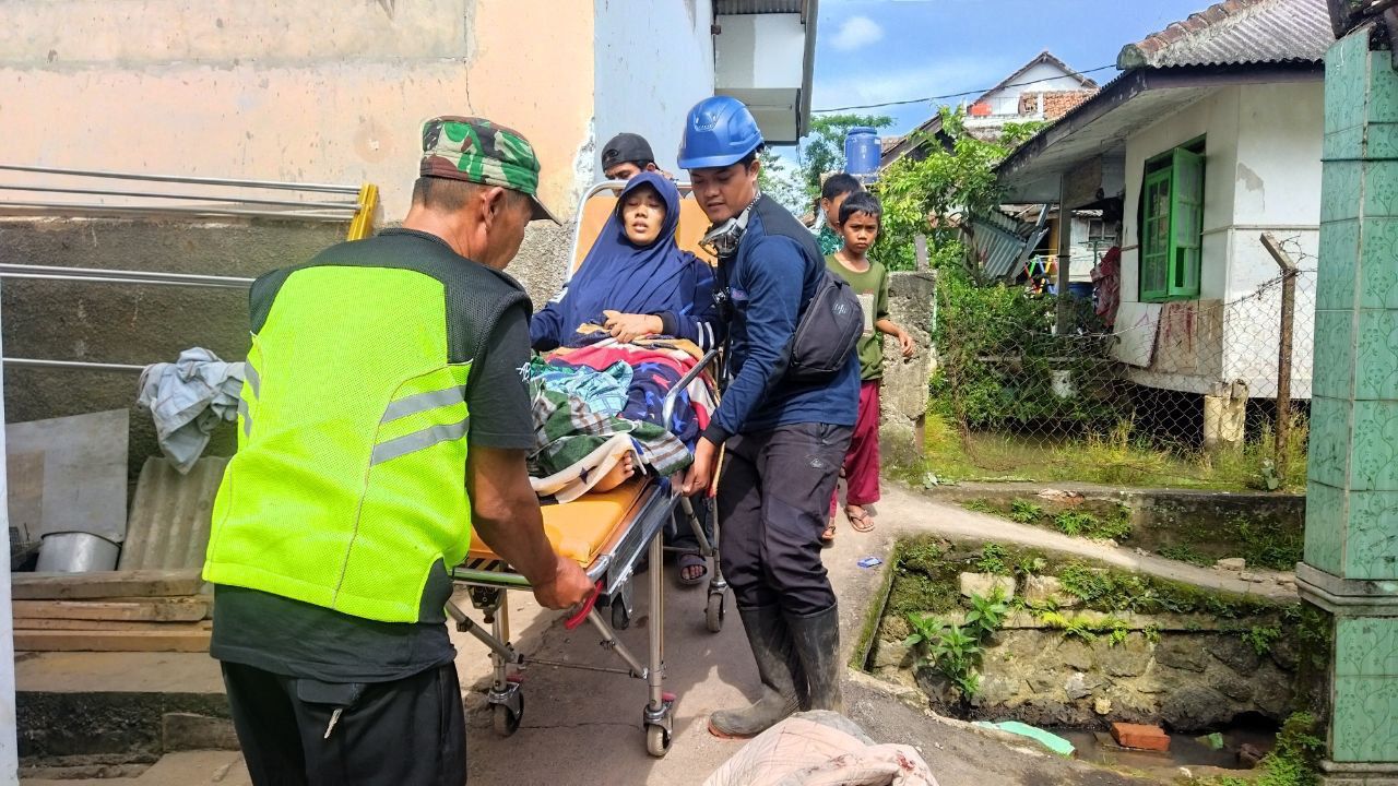 Tim Formula Tanggap Bencana LAZ Al Azhar Terjun Bantu Penyintas Gempa ...