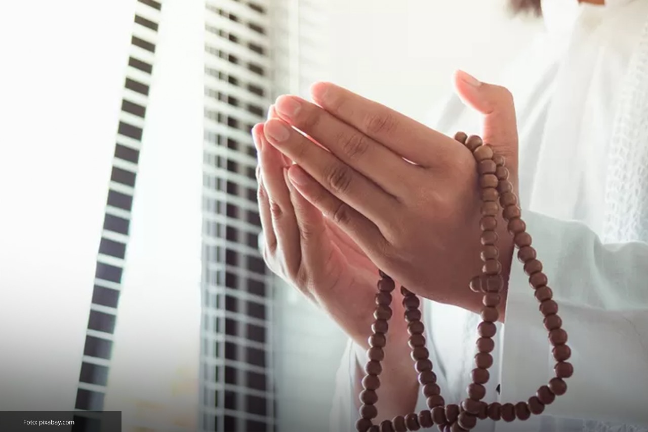Keutamaan Membaca Selawat