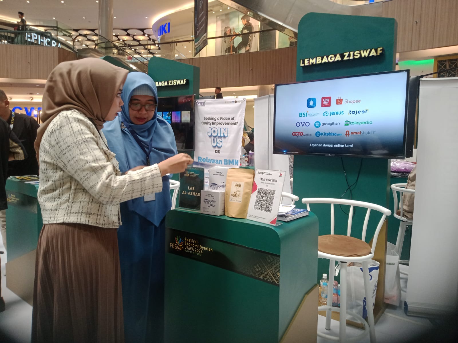 Turut Semarakkan Event Fesyar Jawa 2023, LAZ Al Azhar Jawa Timur ...
