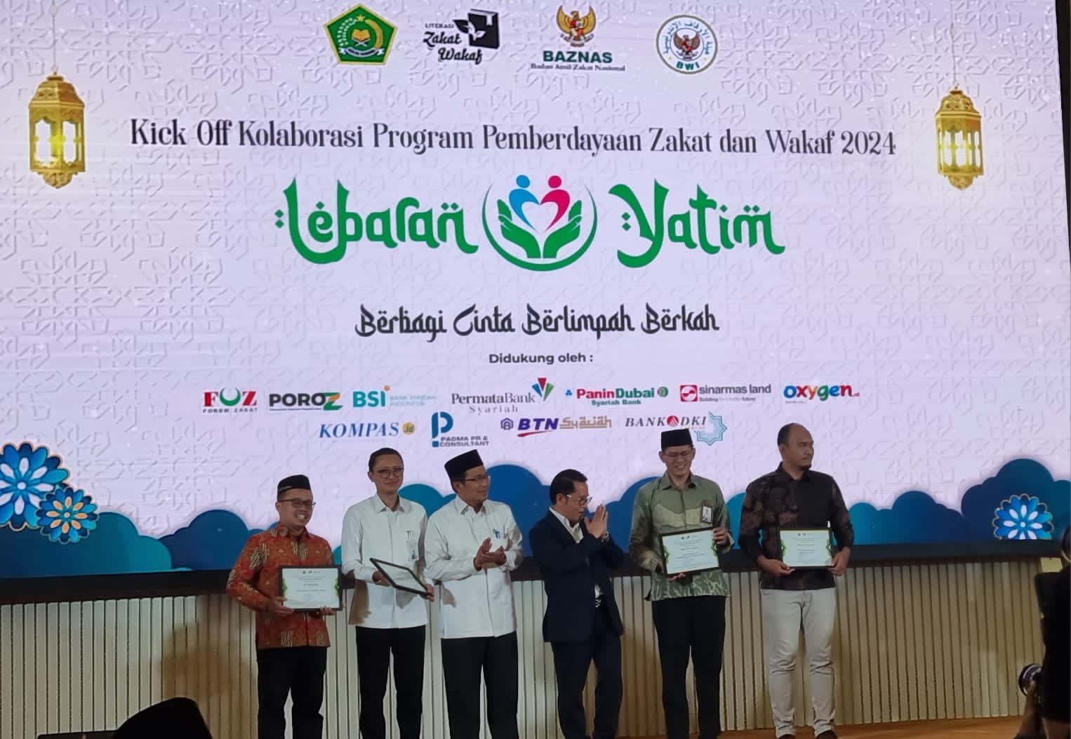 LAZ Al Azhar Raih Penghargaan dari Dirjen Bimas Islam Kemenag RI dalam ...